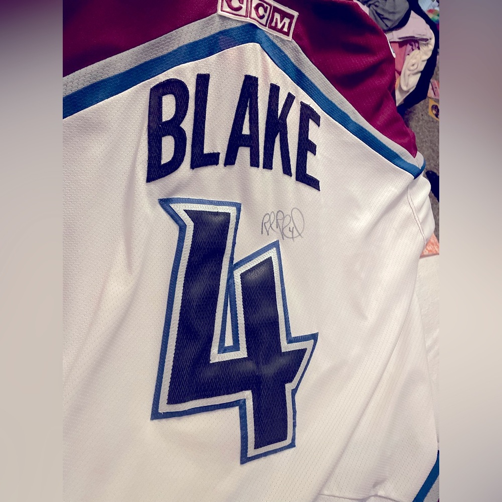 Ccm Official Rob Blake Colorado Avalanche Signed Hock… - Gem